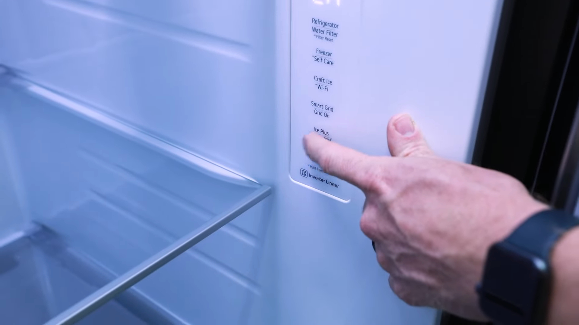 How to Reset LG Refrigerator Ice Maker In 4 Easy Steps - Savvy Eat